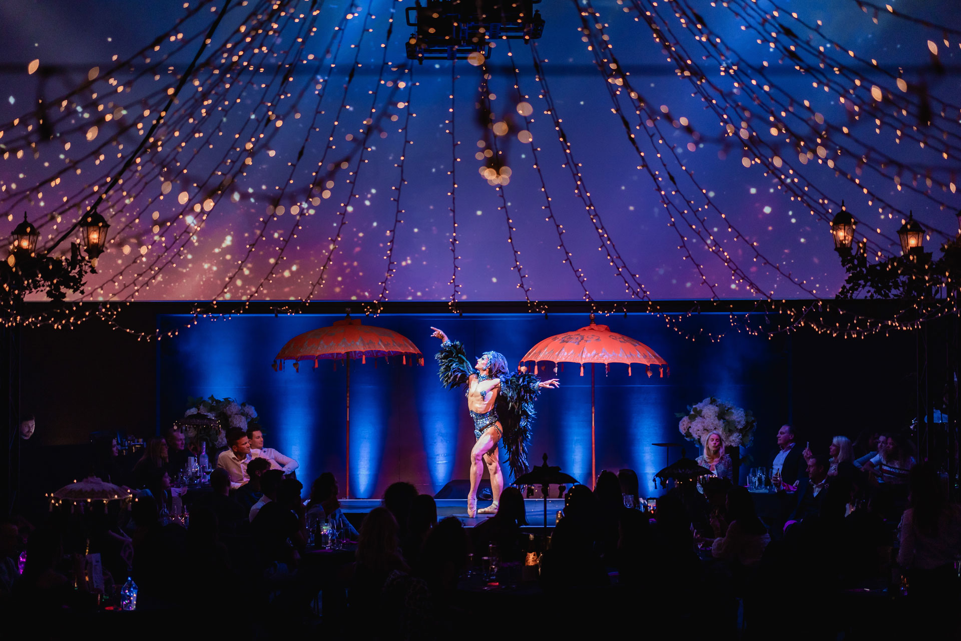 Pink Rabbit Dinner Show – Restaurant Bar Club Zurich – Die einzigartige ...