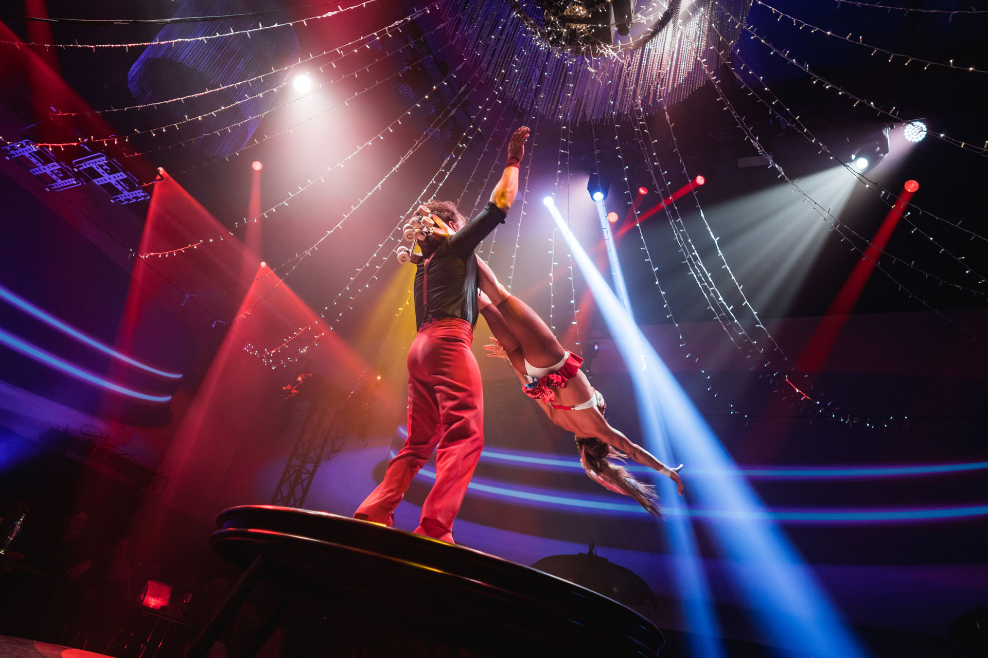 Dinner & Show - Pink Rabbit Dinner Show – Restaurant Bar Club Zurich